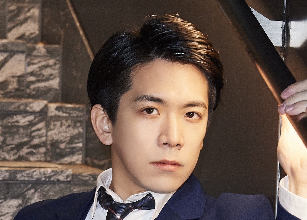 Kento Ito Gives Sneak Peek Of His Photobook, Step – The Hand That Feeds HQ